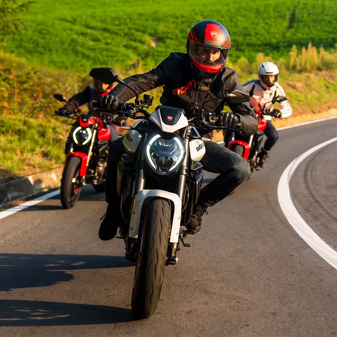 Ducati Monster 2026: everything you need, nothing more, with an ...