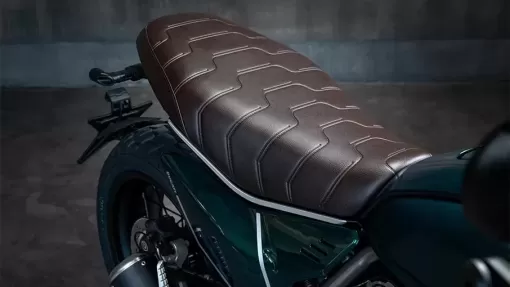 A new Emerald Green livery for the Nightshift, the post-heritage icon of the Ducati Scrambler family